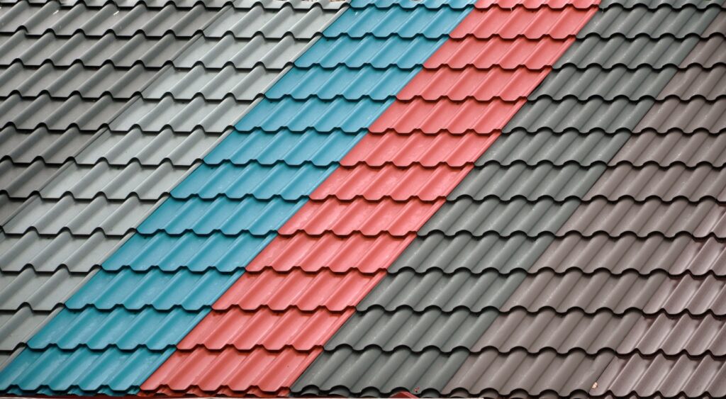 8 Top Metal Roof Colors To Choose From In 2026 (Style Guide)